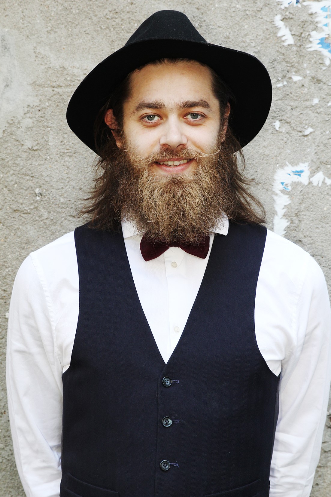 MIXOLOGISTS COMPETE FOR TITLE - Restaurant & Café