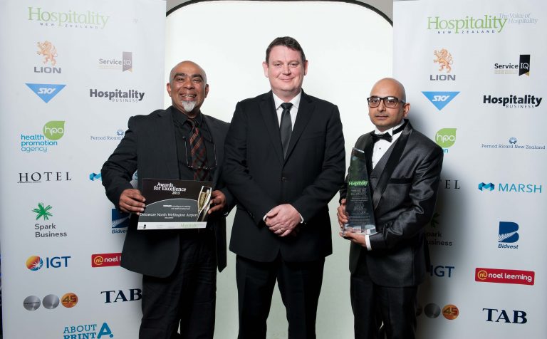 TOP AWARD FOR DELAWARE NORTH - Restaurant & Café