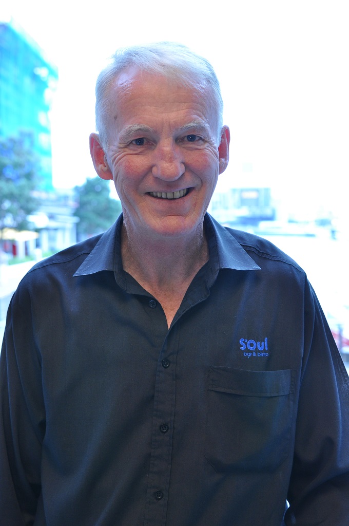 DES DILLON - SOUL BAR & BISTRO - Restaurant & Café