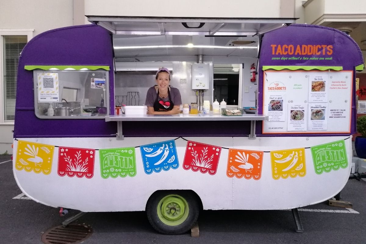 Meet the Food Truck: Taco Addicts - Restaurant & Café