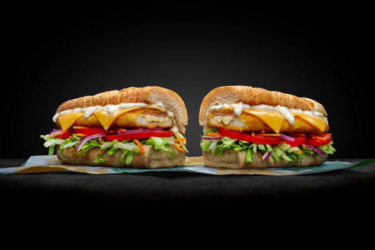 Cordon Bleu Sub Returns to Subway - Restaurant & Café